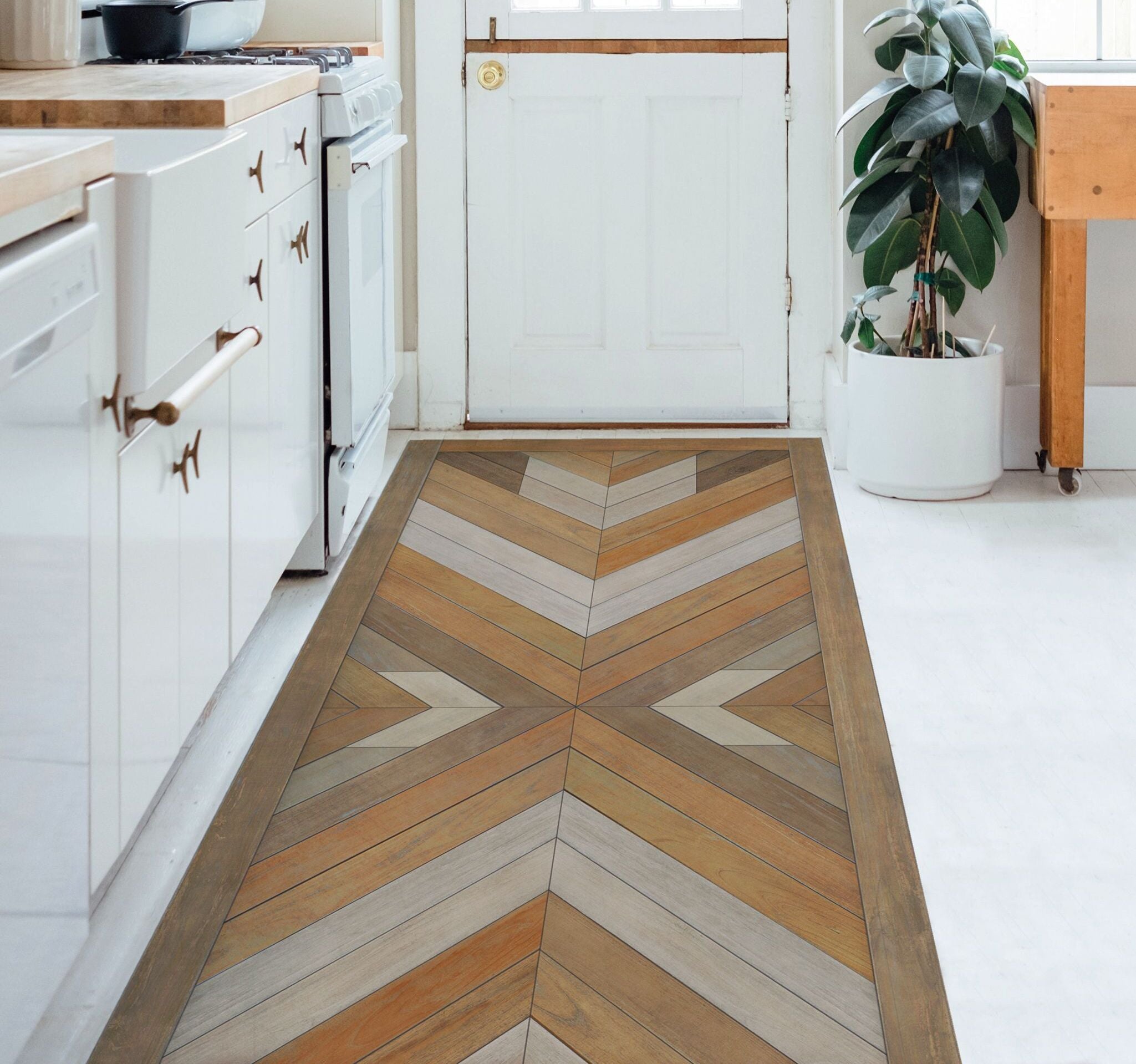 Rugs That Look Like Wood | Made in USA | Monroe and Leisure